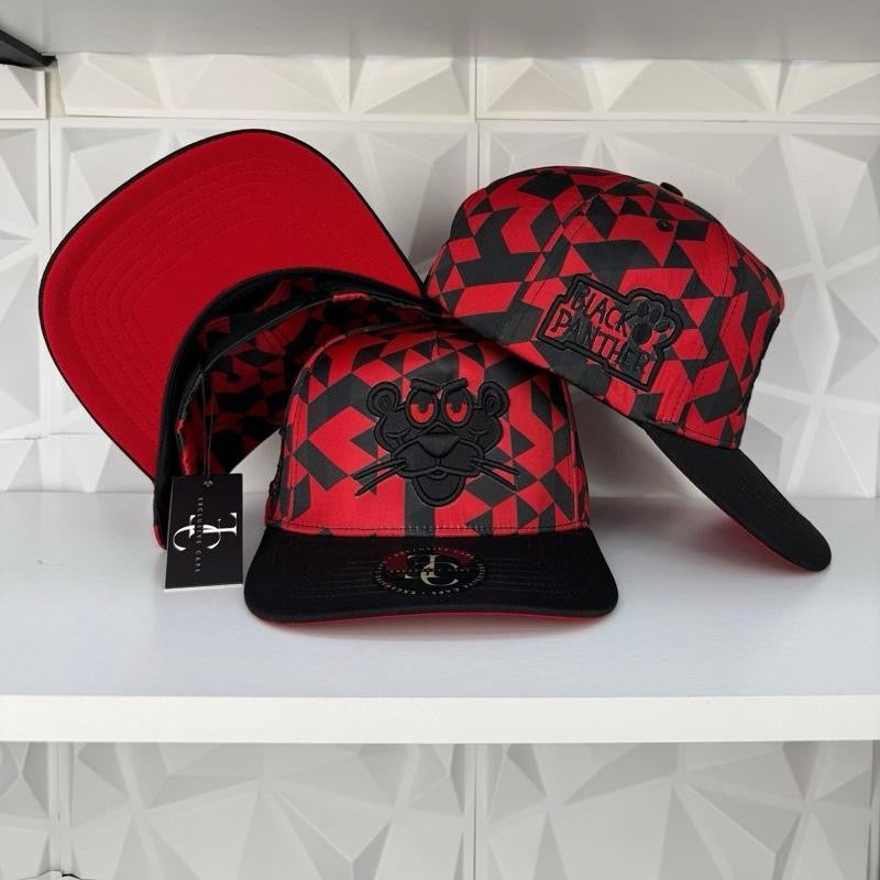 Black Panther SnapBack hat-red camo – Exclusive Caps